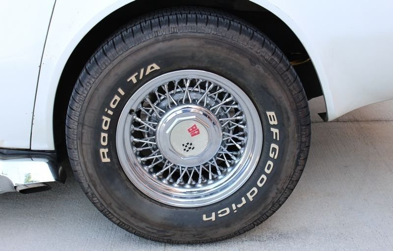 WTB (Want To Buy) Wire Wheel Center Caps, tru ray - CorvetteForum ...