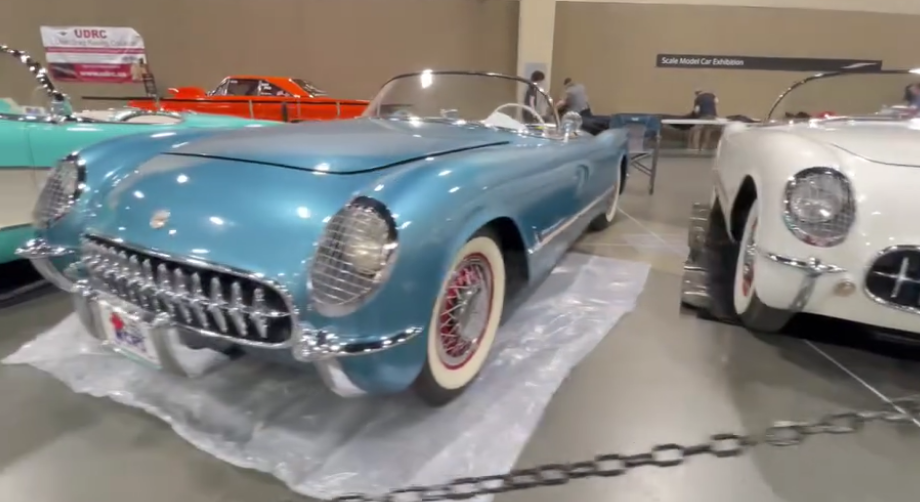 First 1953 #001 on display at Salt lake Autorama. - CorvetteForum ...