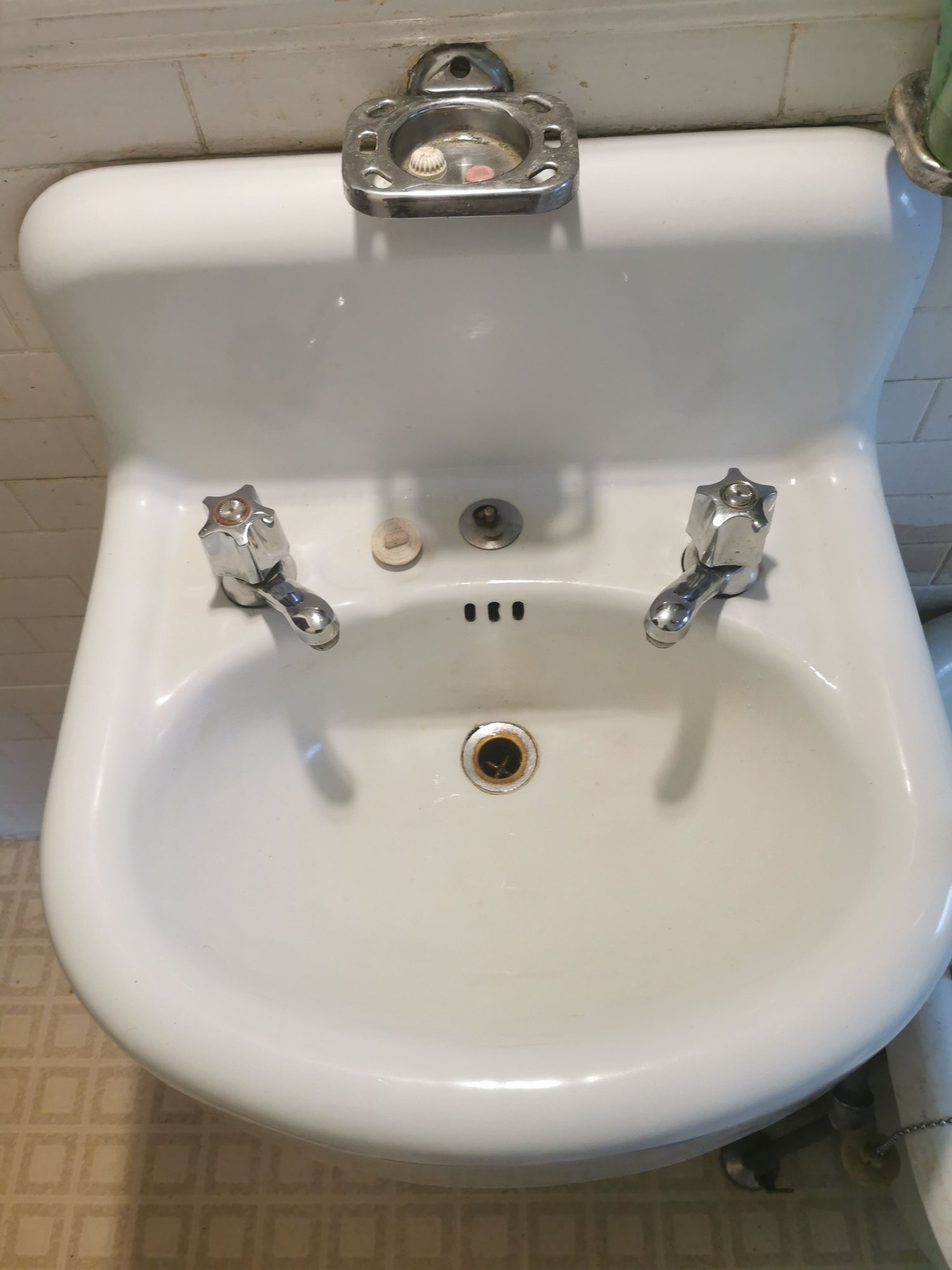 New J-trap doesn't line up? - DoItYourself.com Community Forums