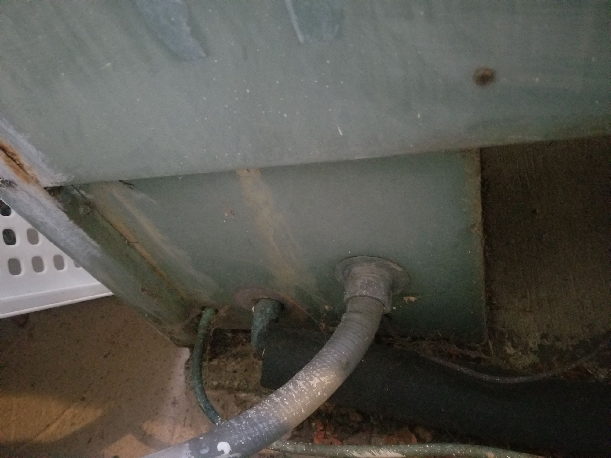 Fan Not Working - Old Magic Chef Air Condensing Unit - DoItYourself.com ...