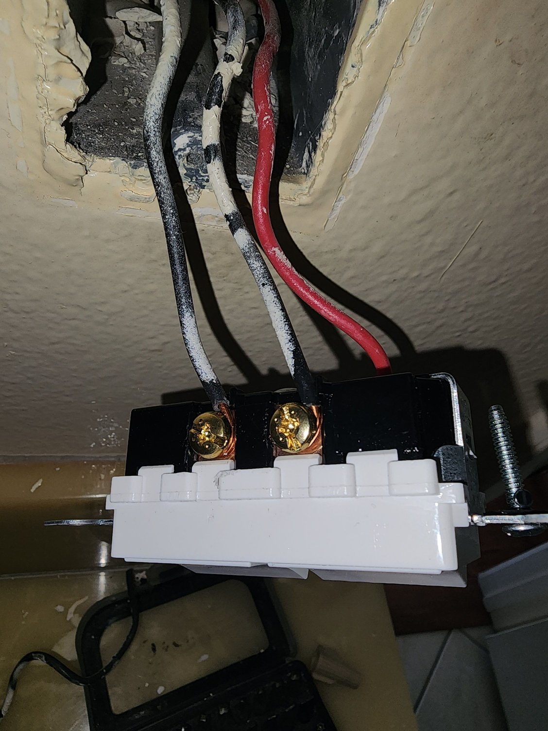 Splitting a bathroom's fan and light into two switches - DoItYourself.com Community Forums