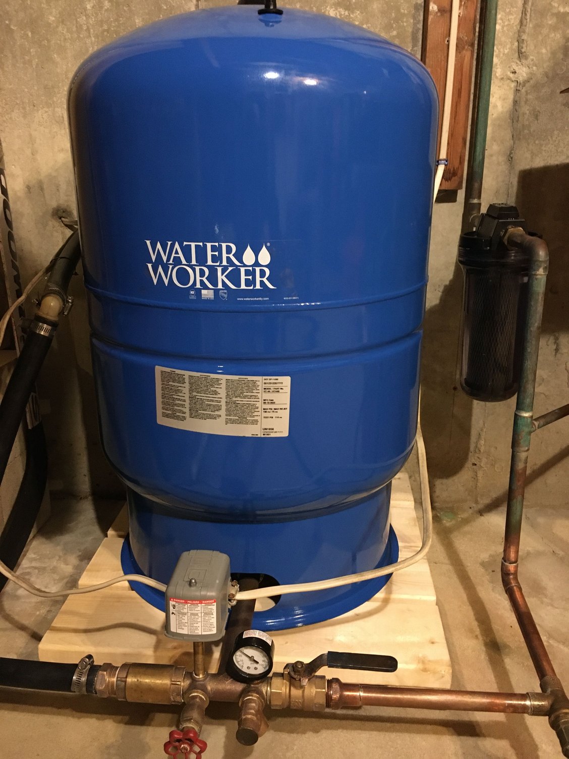 Need advice on purchasing new well tank - DoItYourself.com Community Forums