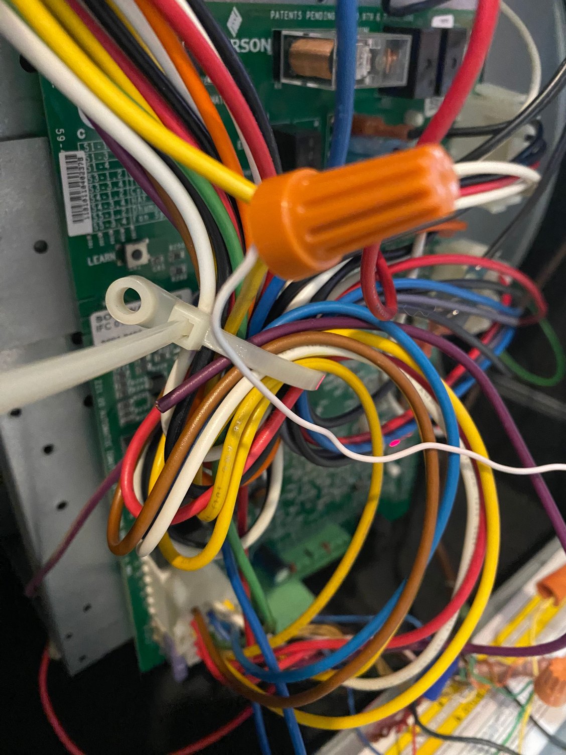 Aprilaire 600A humidifier wiring help, please - DoItYourself.com ...