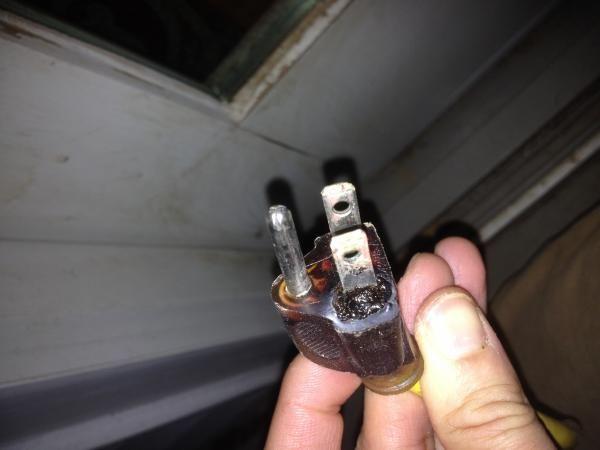 Black buildup on plug and receptacle - DoItYourself.com Community Forums