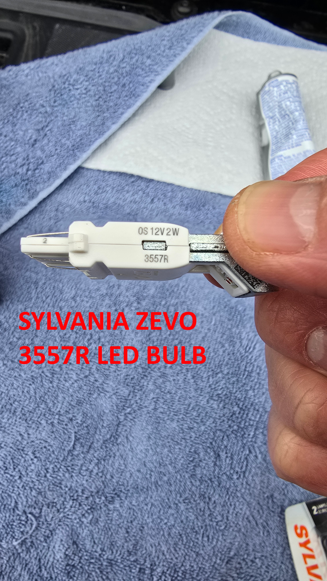 LED replacement for the WT21/7W halogen rear brake/turn signal bulbs ...