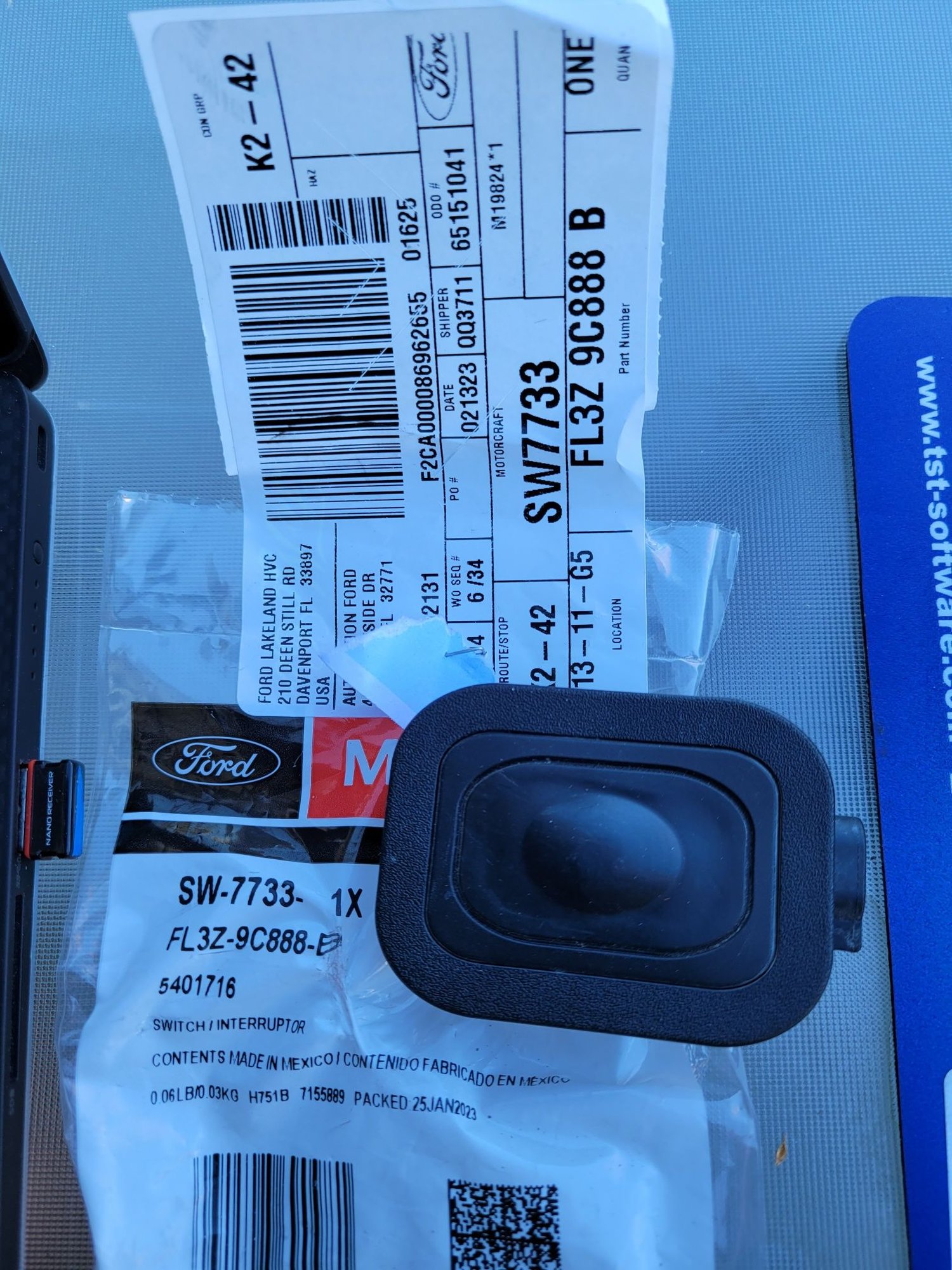 Bed Lamp Switch Failure Caused Multiple Lights to Stay on (DTC B14A7 ...