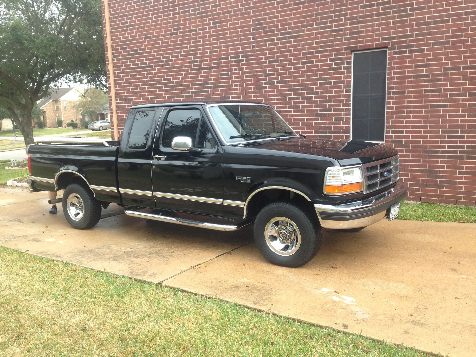 Largest tire to fit Leveled 2WD 1995 Ford F150 XLT - Ford F150 Forum ...