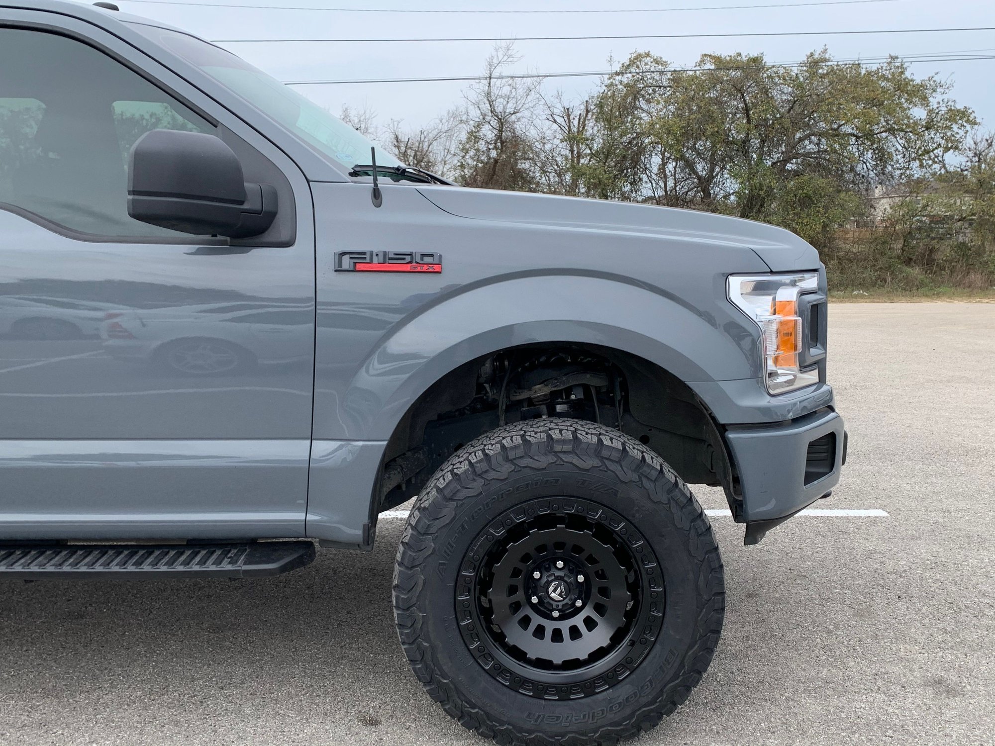 Got a 4 inch for my 19 Abyss Gray F150 - Ford F150 Forum - Community of ...