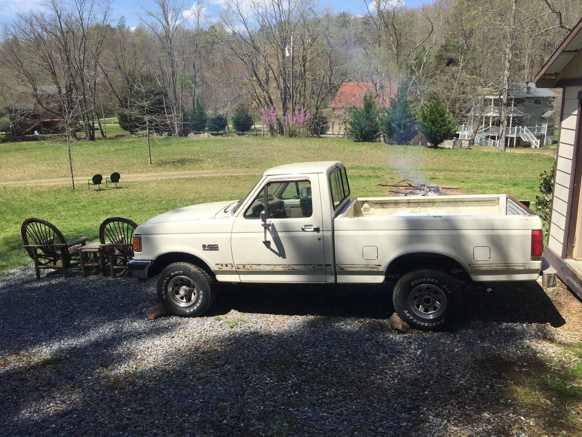 87 5.0 brown relay holder - Ford F150 Forum - Community of Ford Truck Fans