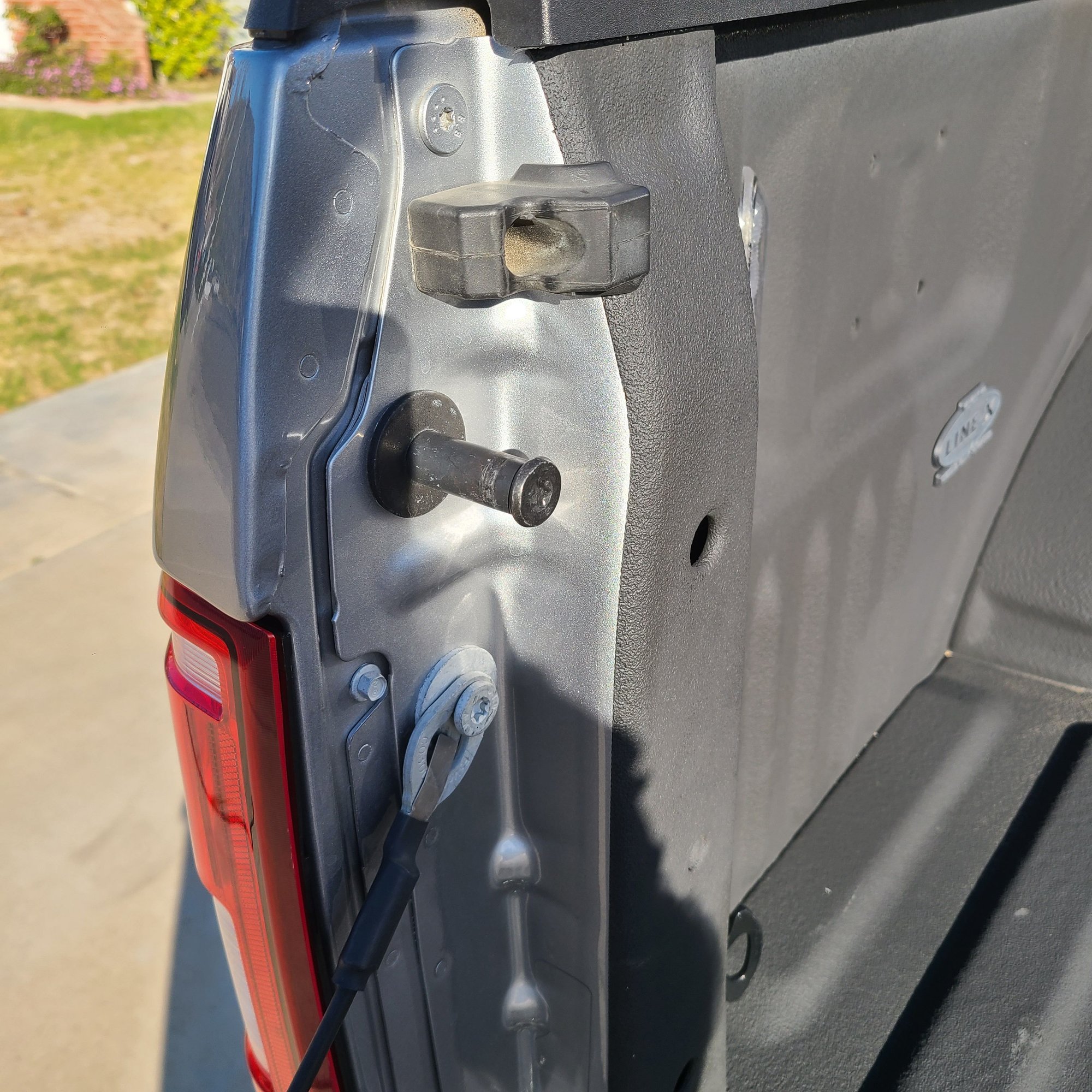 2020 XLT Tailgate alignment - Ford F150 Forum - Community of Ford Truck Fans
