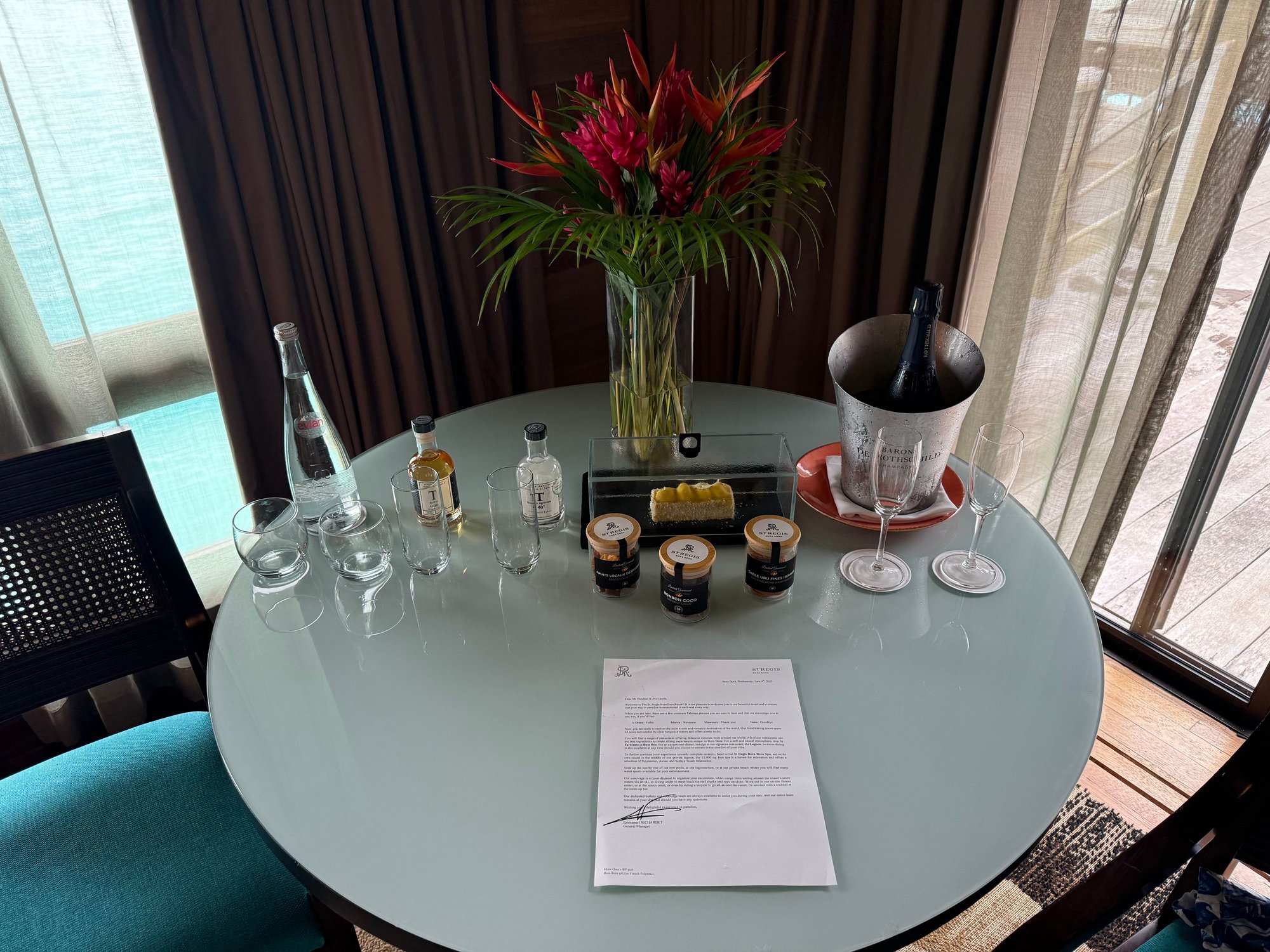 A Most Typical Honeymoon: EWR-LAX-PPT-BOB-RFP-PPT-LAX-EWR (UA/AF/VT ...