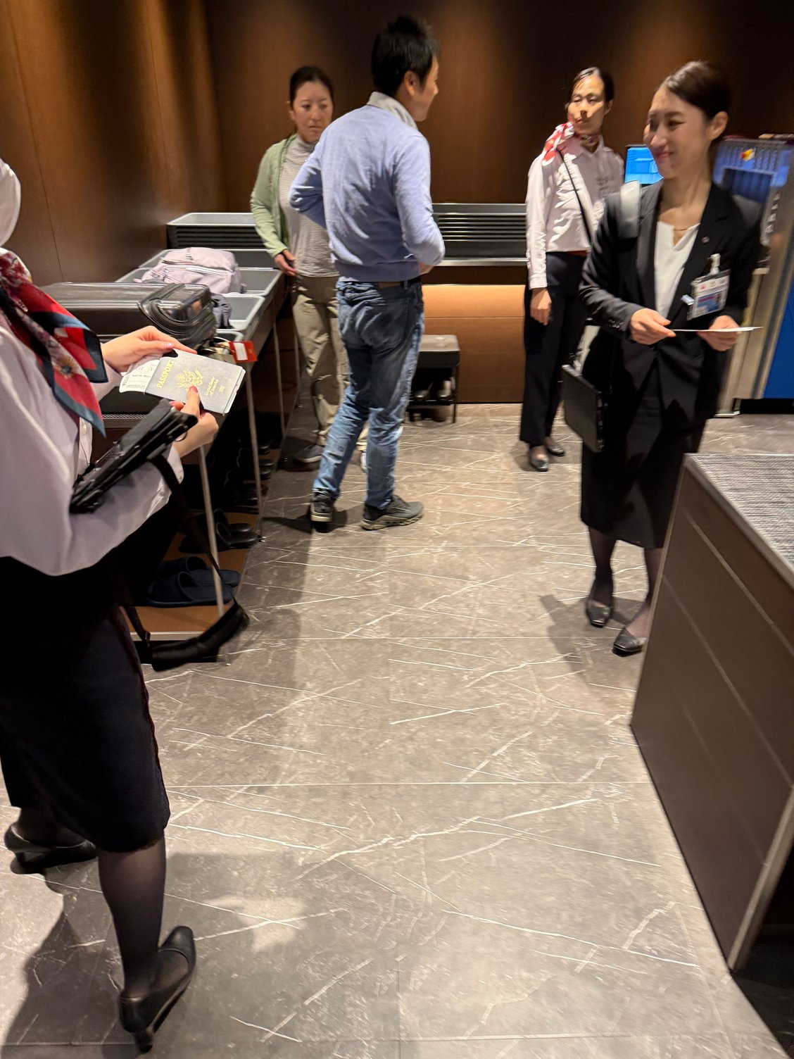 to JFK and back in JAL's new a351 First - FlyerTalk Forums