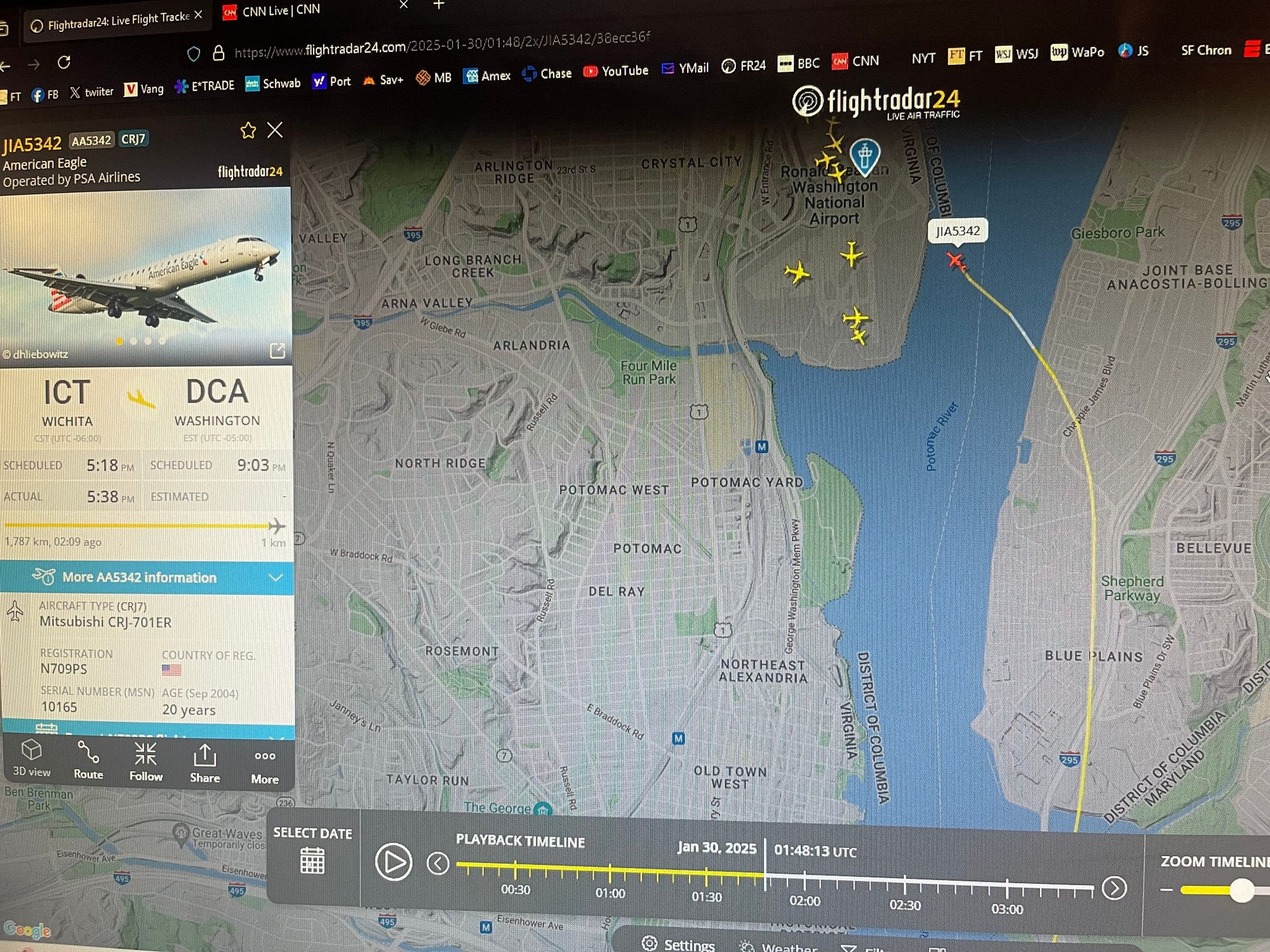 AA 5342 collision with Blackhawk helicopter on approach to DCA (29 Jan ...