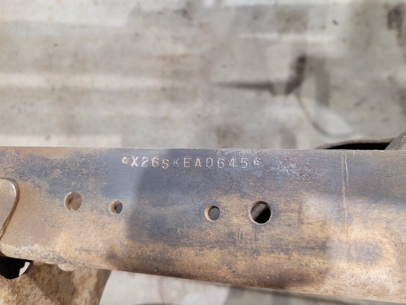 F250 Custom 4x4, no front axle code and body code says Ranger XLT ...