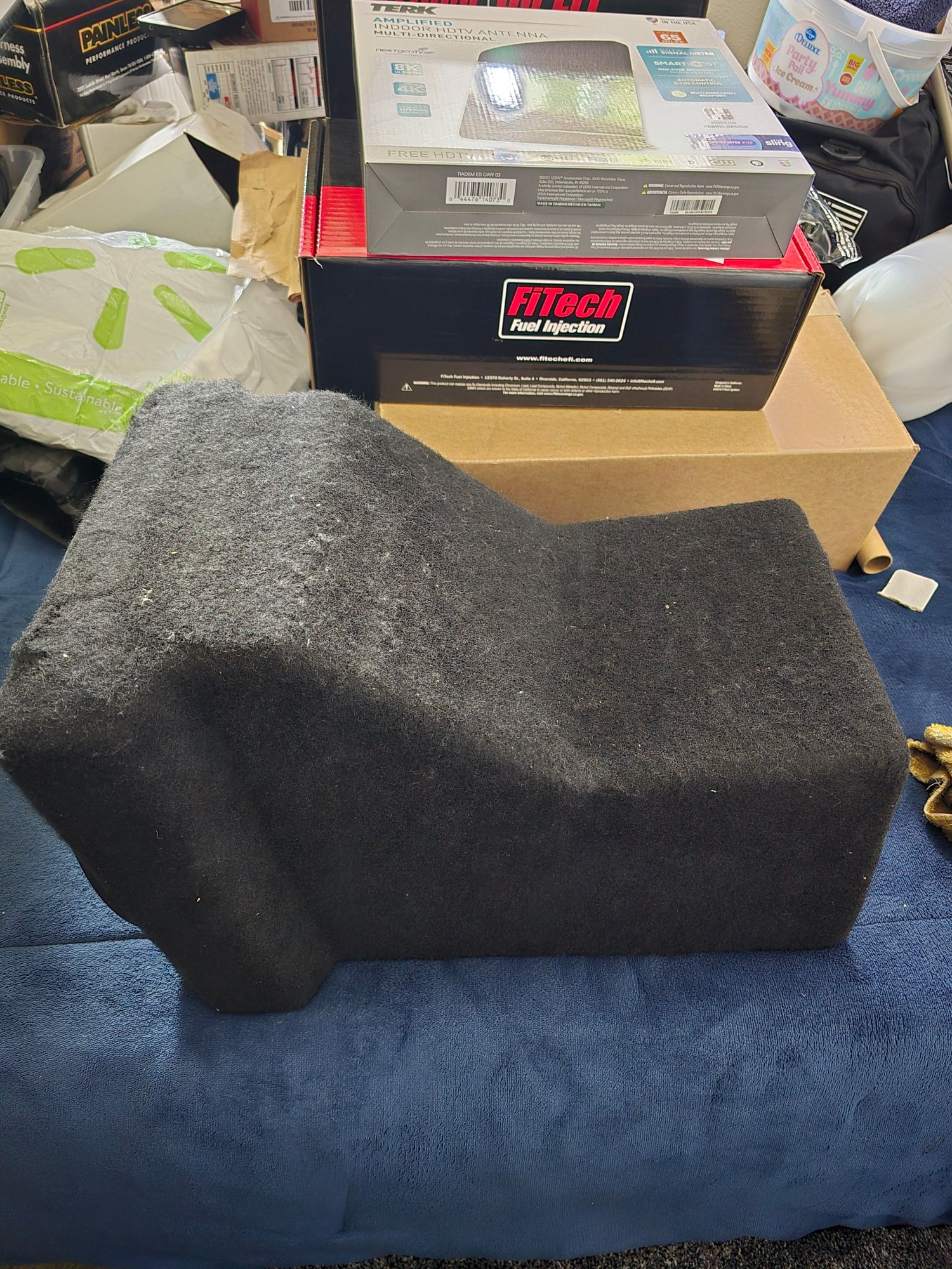 Custom Speaker Box with 10" Sub and Alpine Amp - Ford Truck Enthusiasts ...