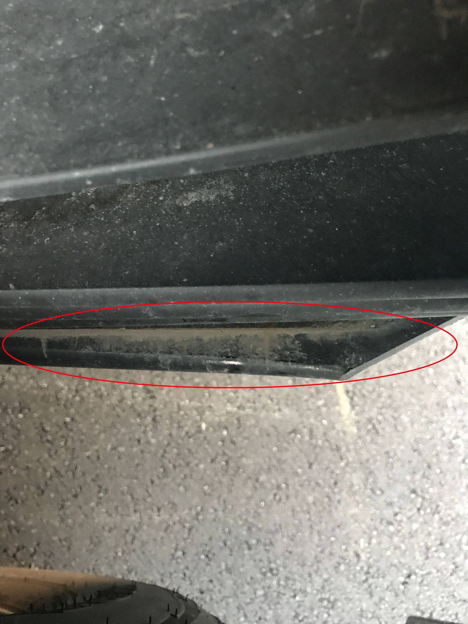 Drivers side leaf spring shifted - Ford Truck Enthusiasts Forums