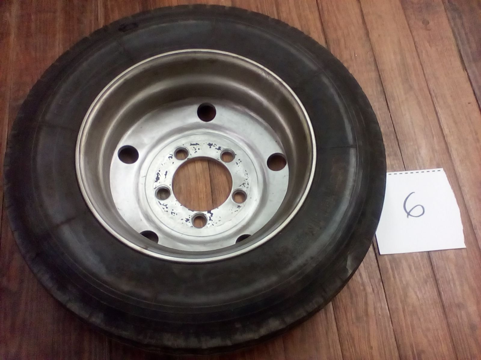 19.5 Alcoa Budd wheels 5x8 bolt pattern w Michelins SOLD - Ford Truck ...