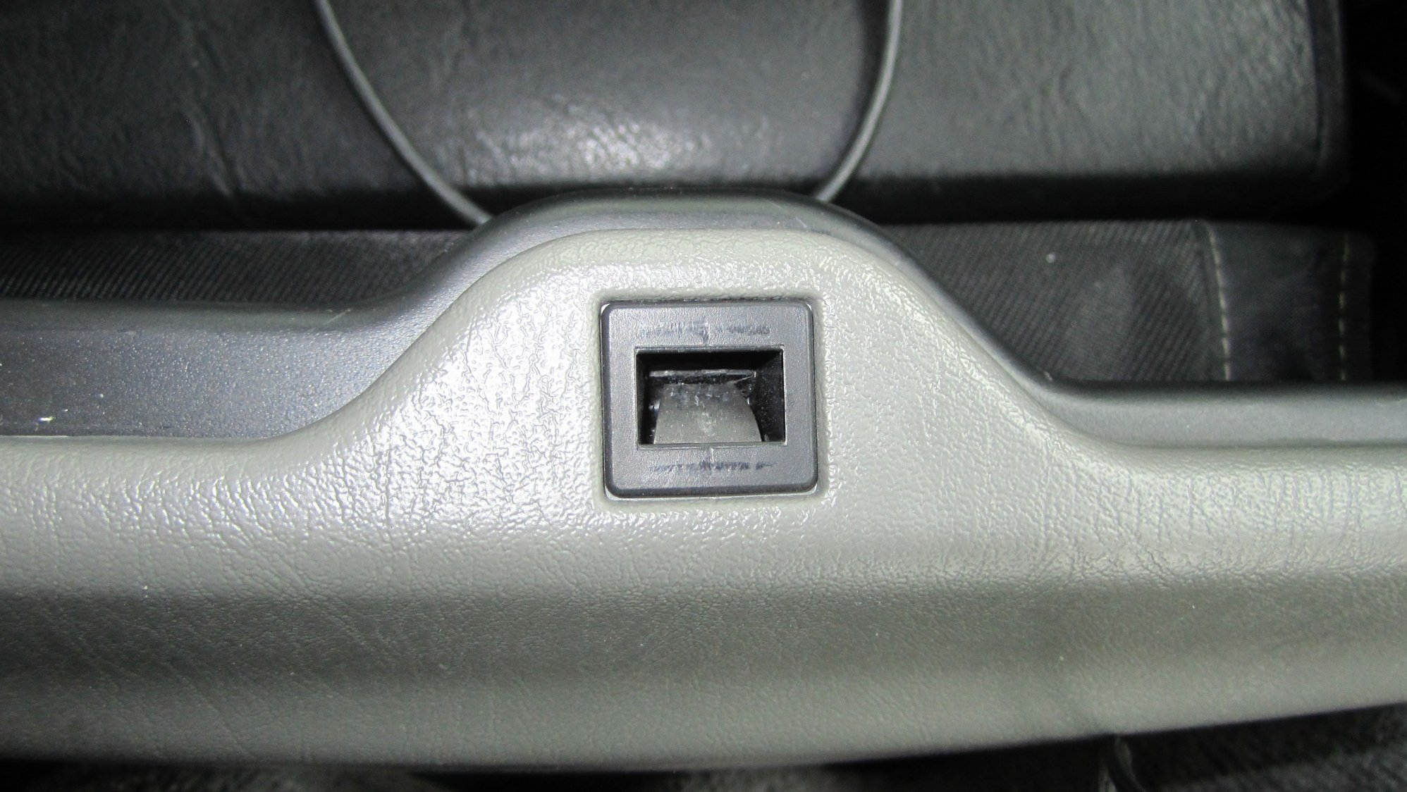 Center console lid - Ford Truck Enthusiasts Forums