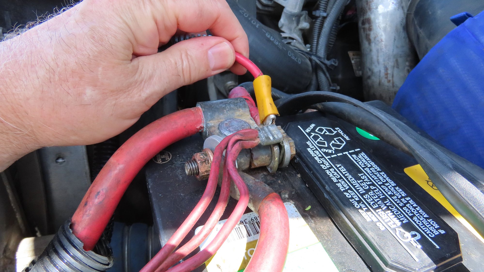 Charging aux batteries - Ford Truck Enthusiasts Forums