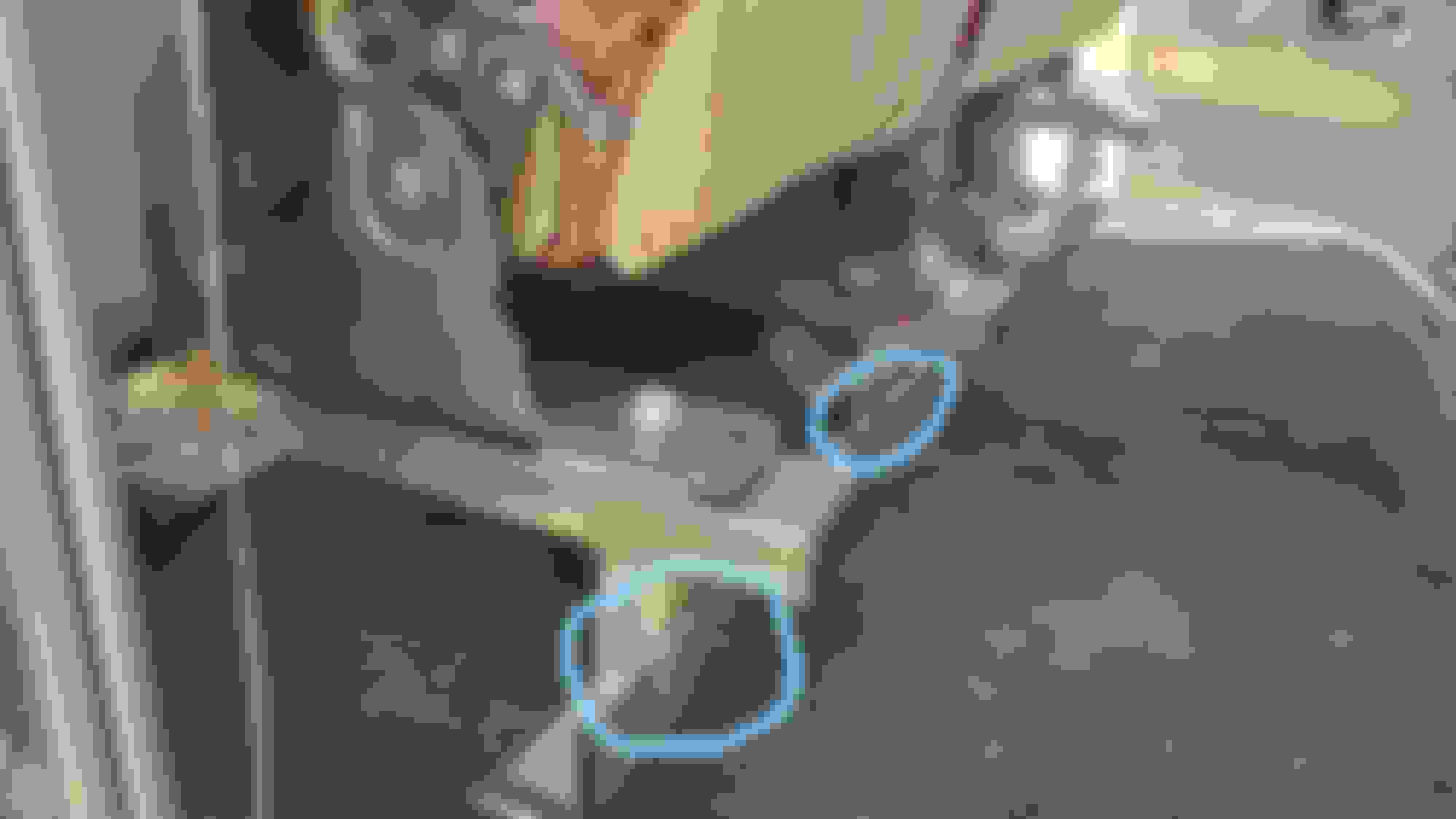 How to install/fit/mount 09-14 F150 seats in a OBS Ford crew cab ...