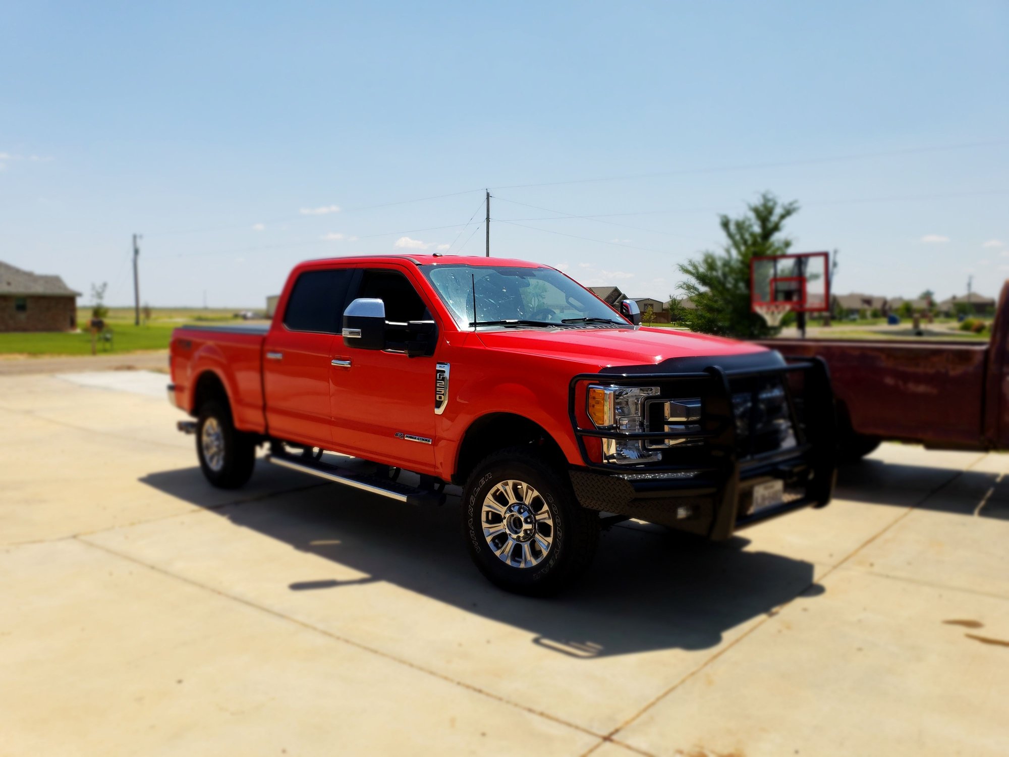 Talk me out of a Race Red F350 - Ford Truck Enthusiasts Forums