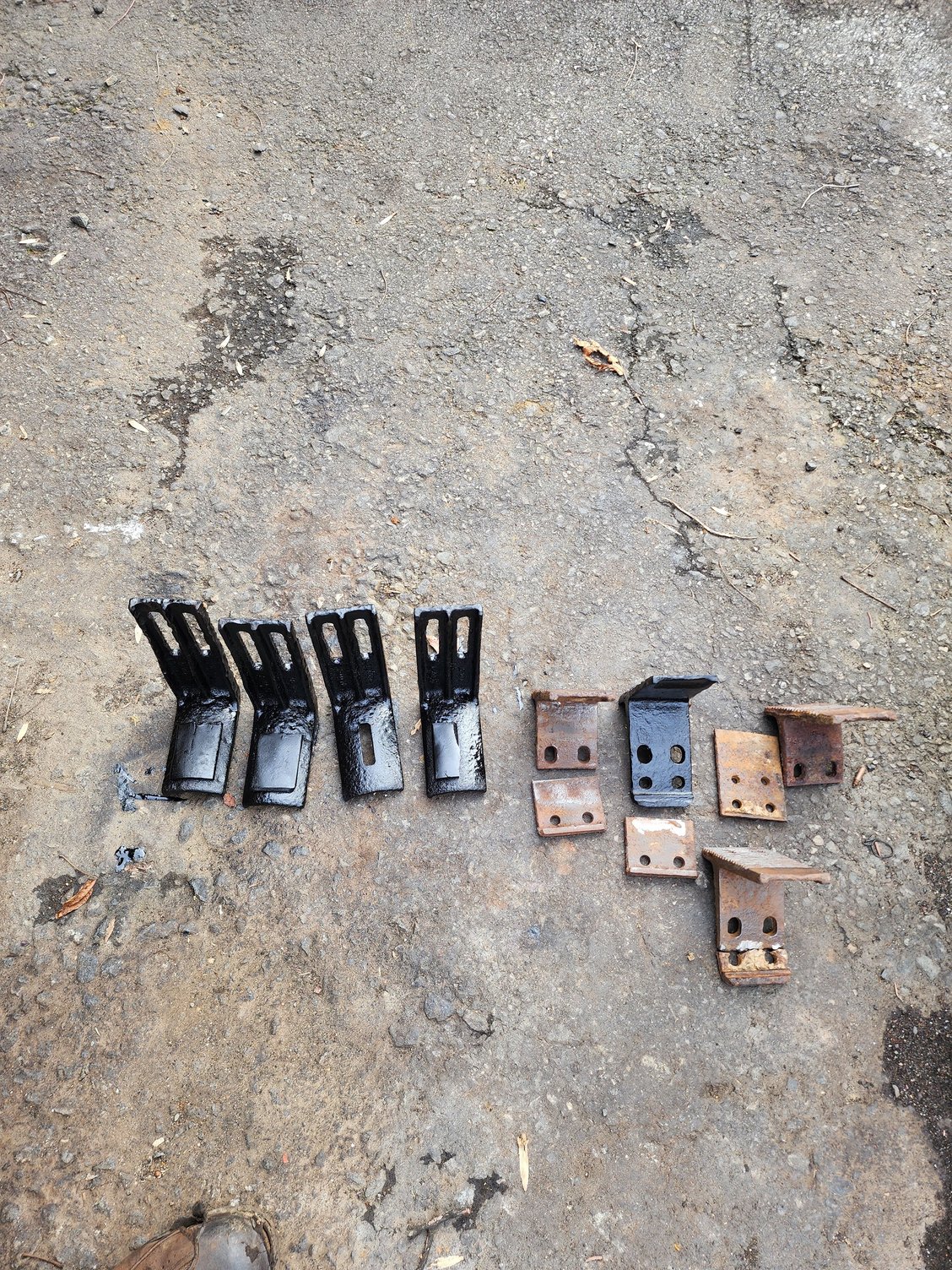 Leaf spring stops 1985 F250 Diesel - Ford Truck Enthusiasts Forums