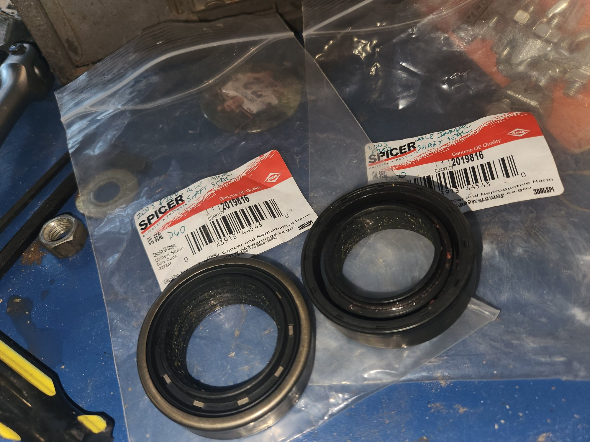 Are there different axle seals for the Dana 60? - Ford Truck ...