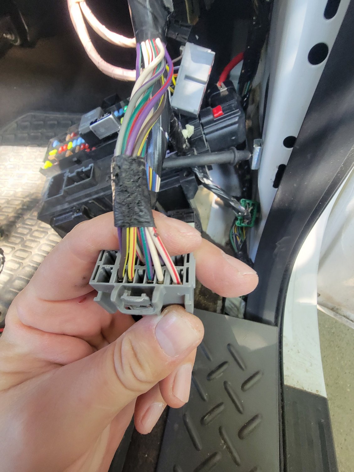 FUSE 26 (gauges, clock, radio controls) keeps popping! - Ford Truck Enthusiasts Forums