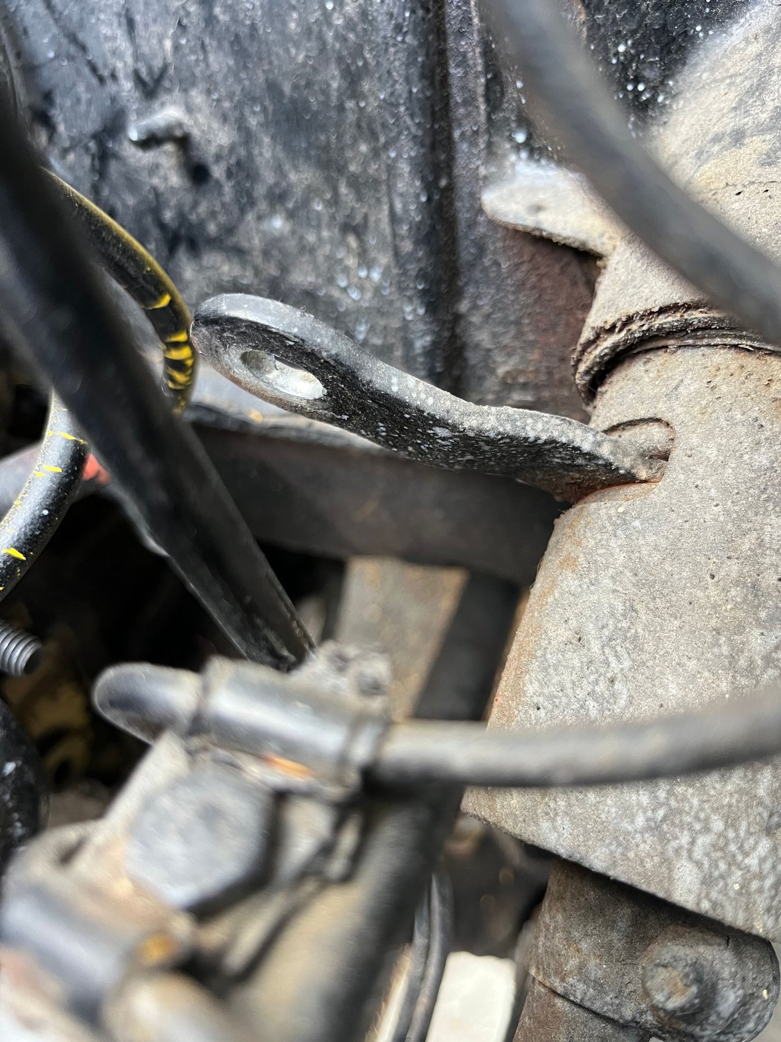 Shifter arm and fastener? - Ford Truck Enthusiasts Forums