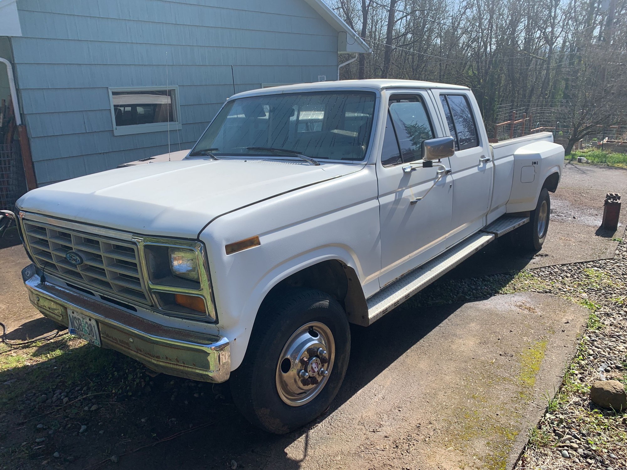 Gorgeous one-owner 85 F-350 4WD DRW stick shift diesel - Ford Truck ...