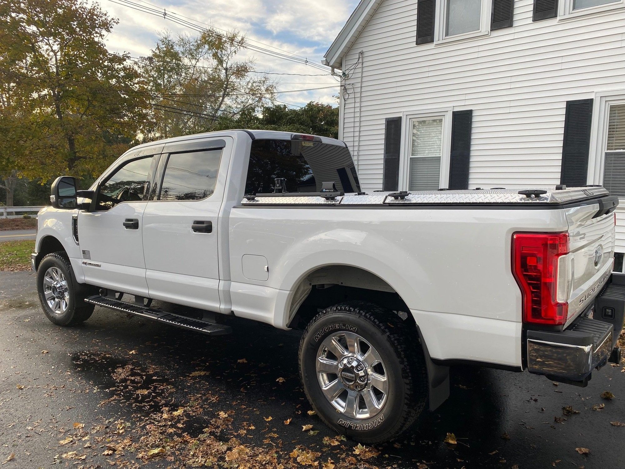 Diamondback Bed Cover - SE Model - 6' 9" bed - Ford Truck Enthusiasts ...