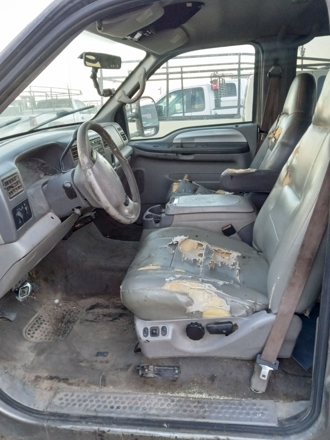 New project 01 f250 Platinum semi restoration - Ford Truck Enthusiasts ...