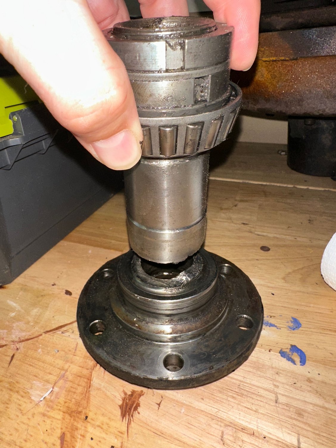 Broken spindle - Ford Truck Enthusiasts Forums