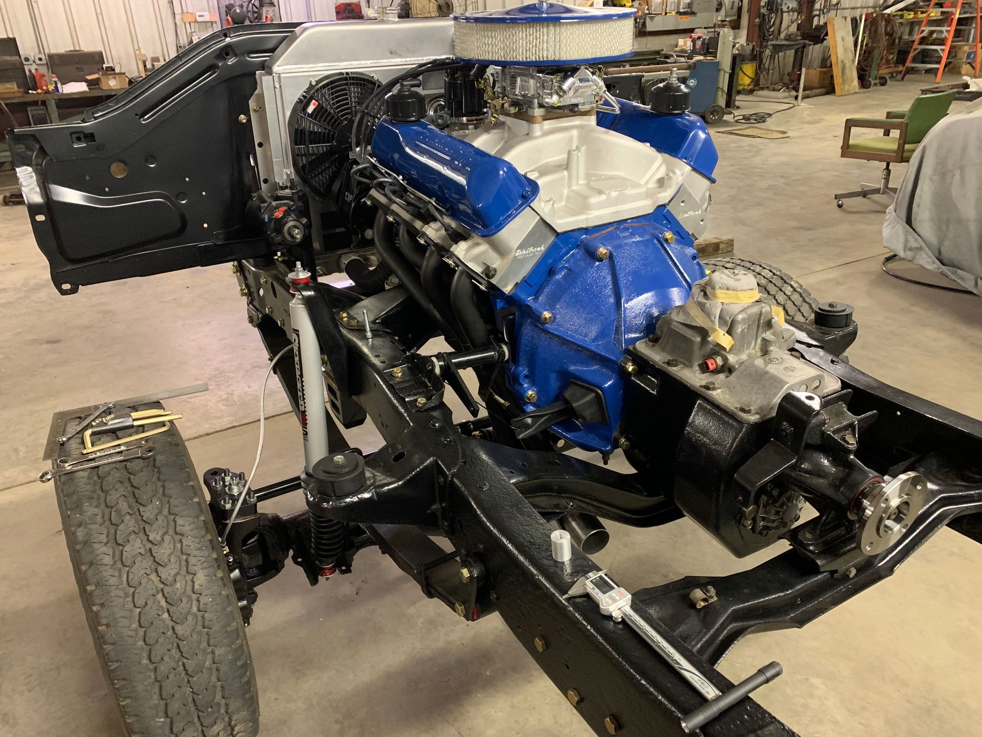 Manual Trans Highboy Chassis Pics? - Ford Truck Enthusiasts Forums