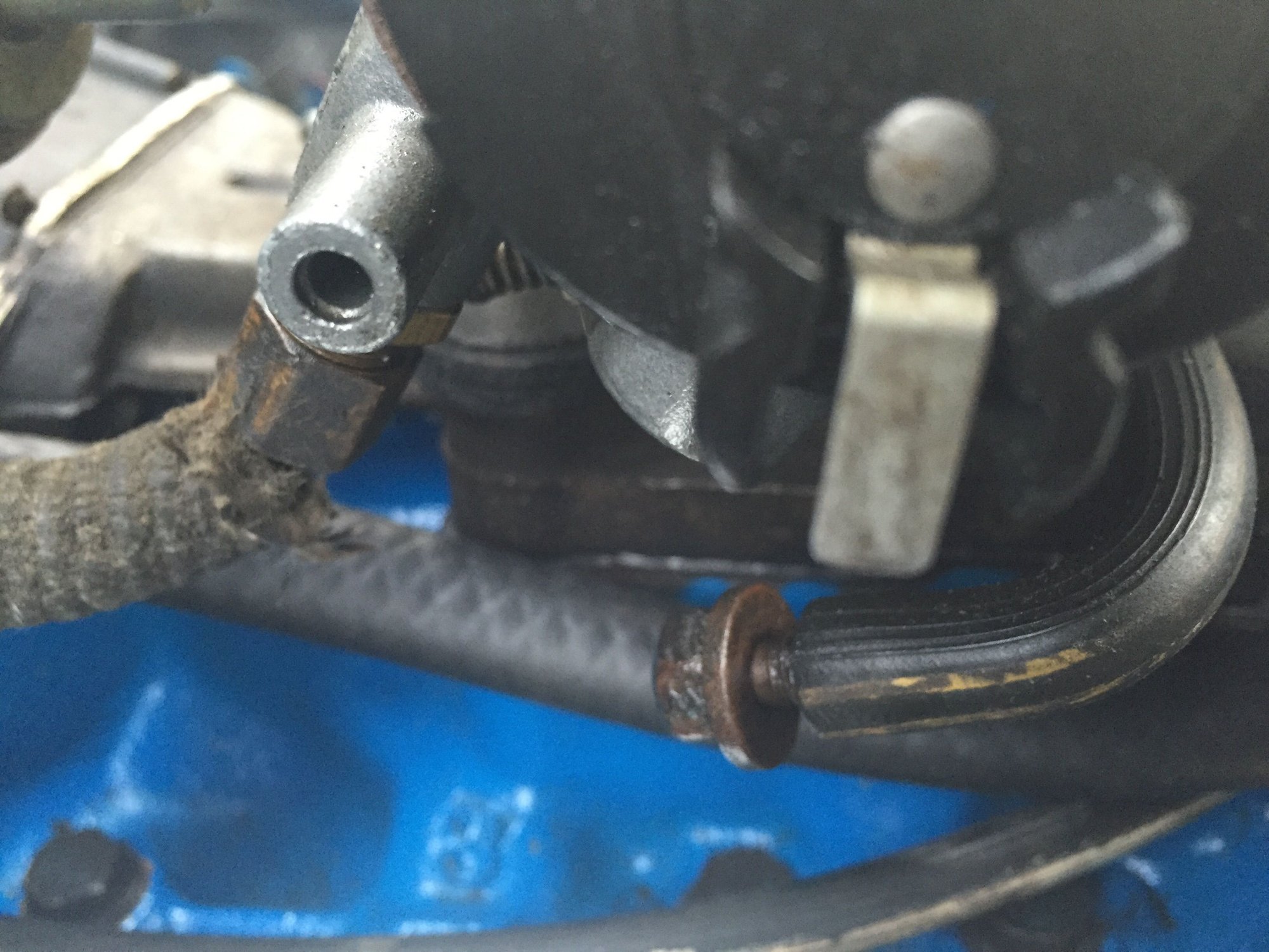 Where to connect vacuum advance - Ford Truck Enthusiasts Forums