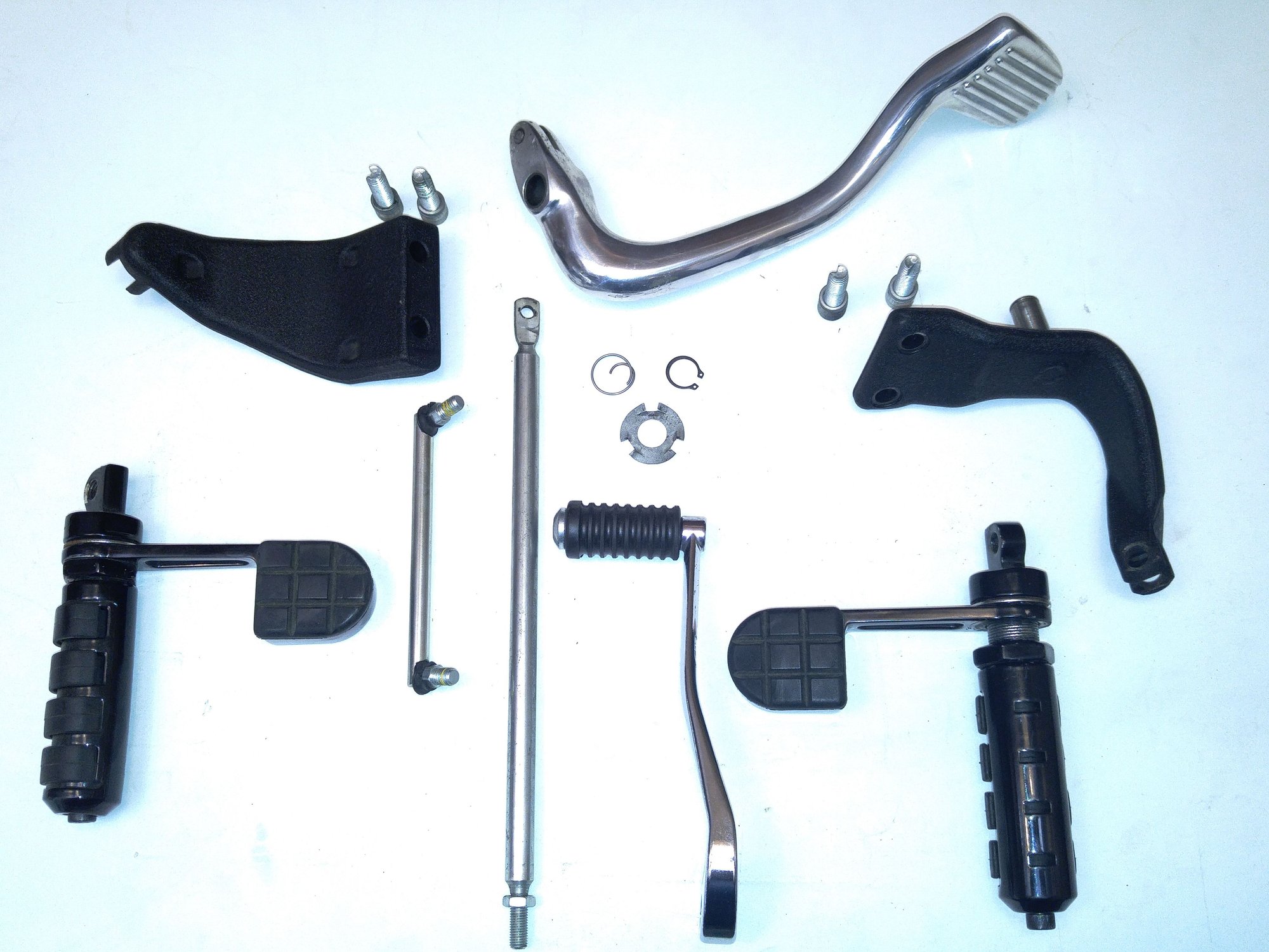 Dyna Mid Controls For Sale - Harley Davidson Forums