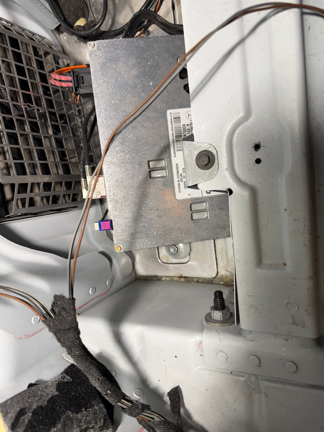 Weird sound system issue - MBWorld.org Forums