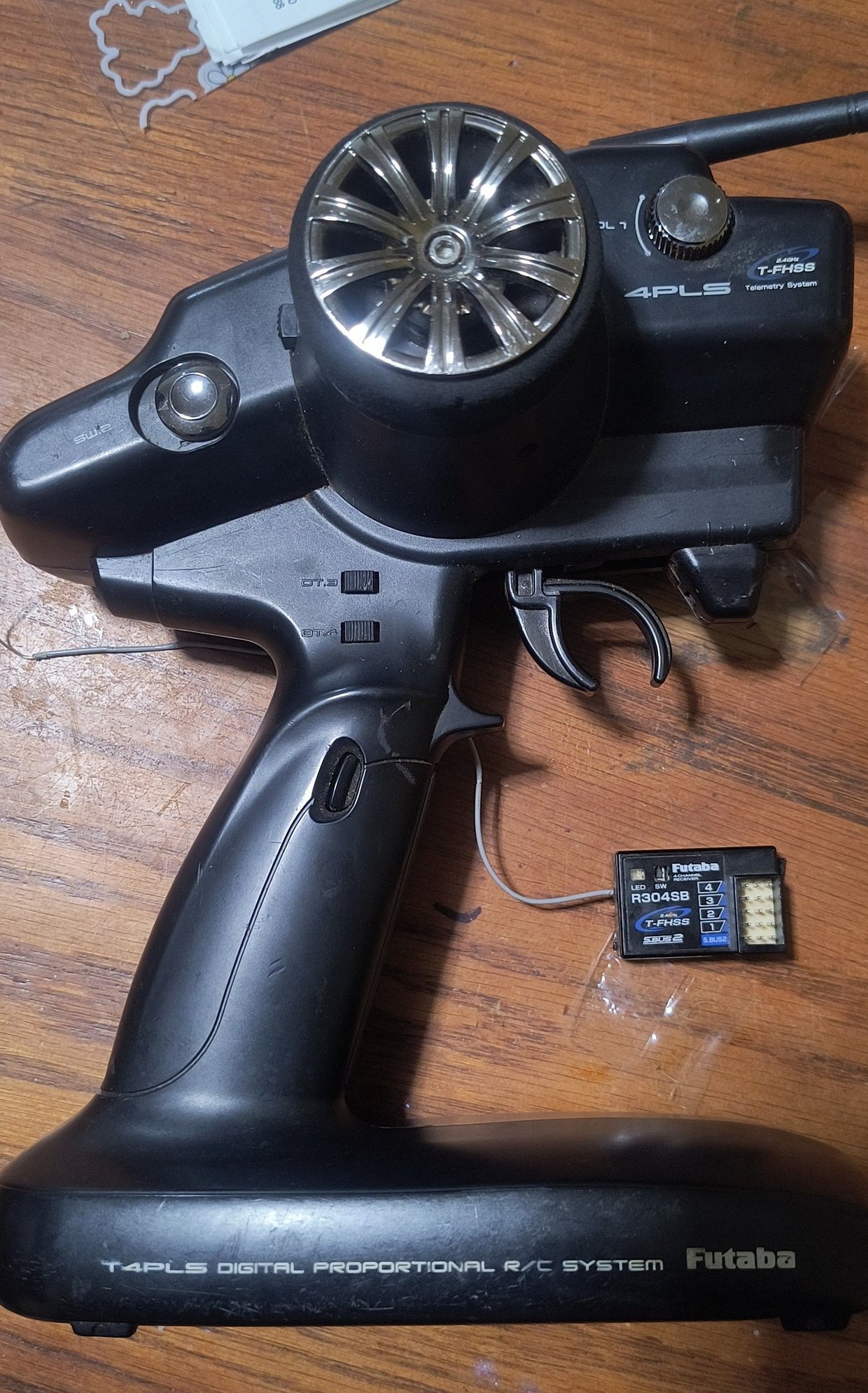 Futaba 4pls radio and R304SB - R/C Tech Forums