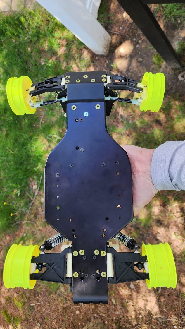 Associated RC10 Worlds Buggy Re-Release #6002- new built, never ran kit ...