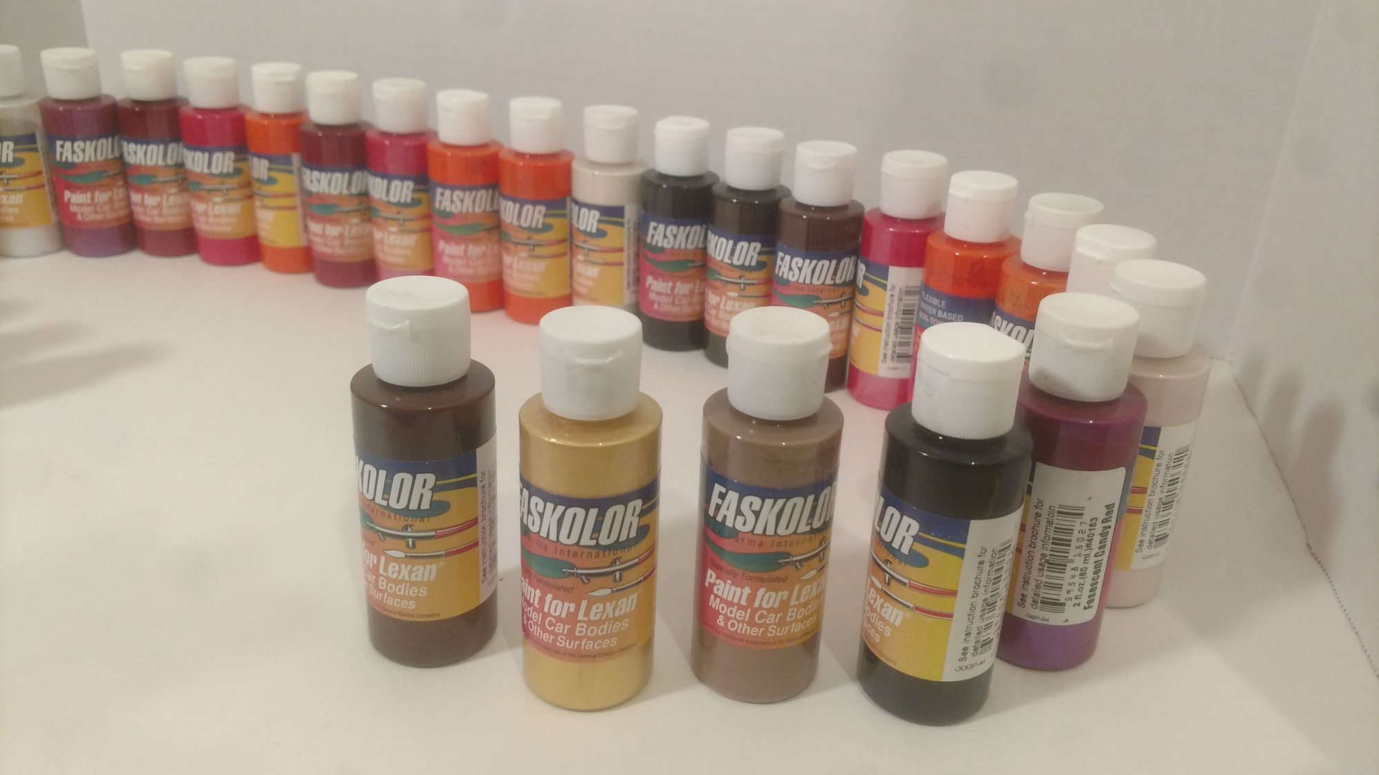 FASKOLOR PAINT LOT NEW SEALED - R/C Tech Forums