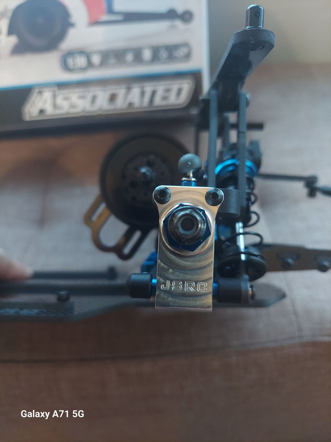 Brand new Associated DR10M with brand new JSRC Carbon chassis - R/C ...