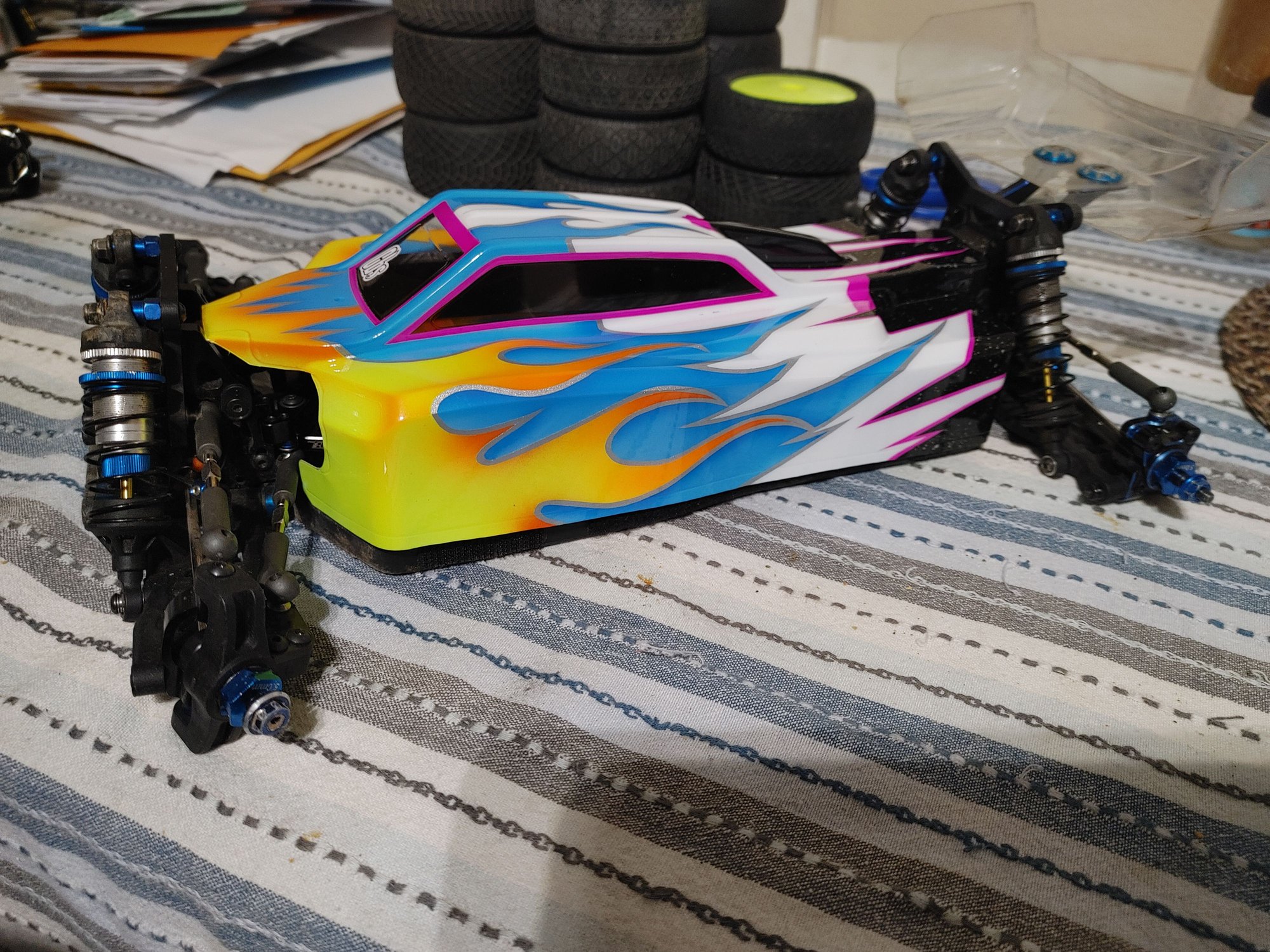 New Team Associated B74.1/74 custom painted body - R/C Tech Forums