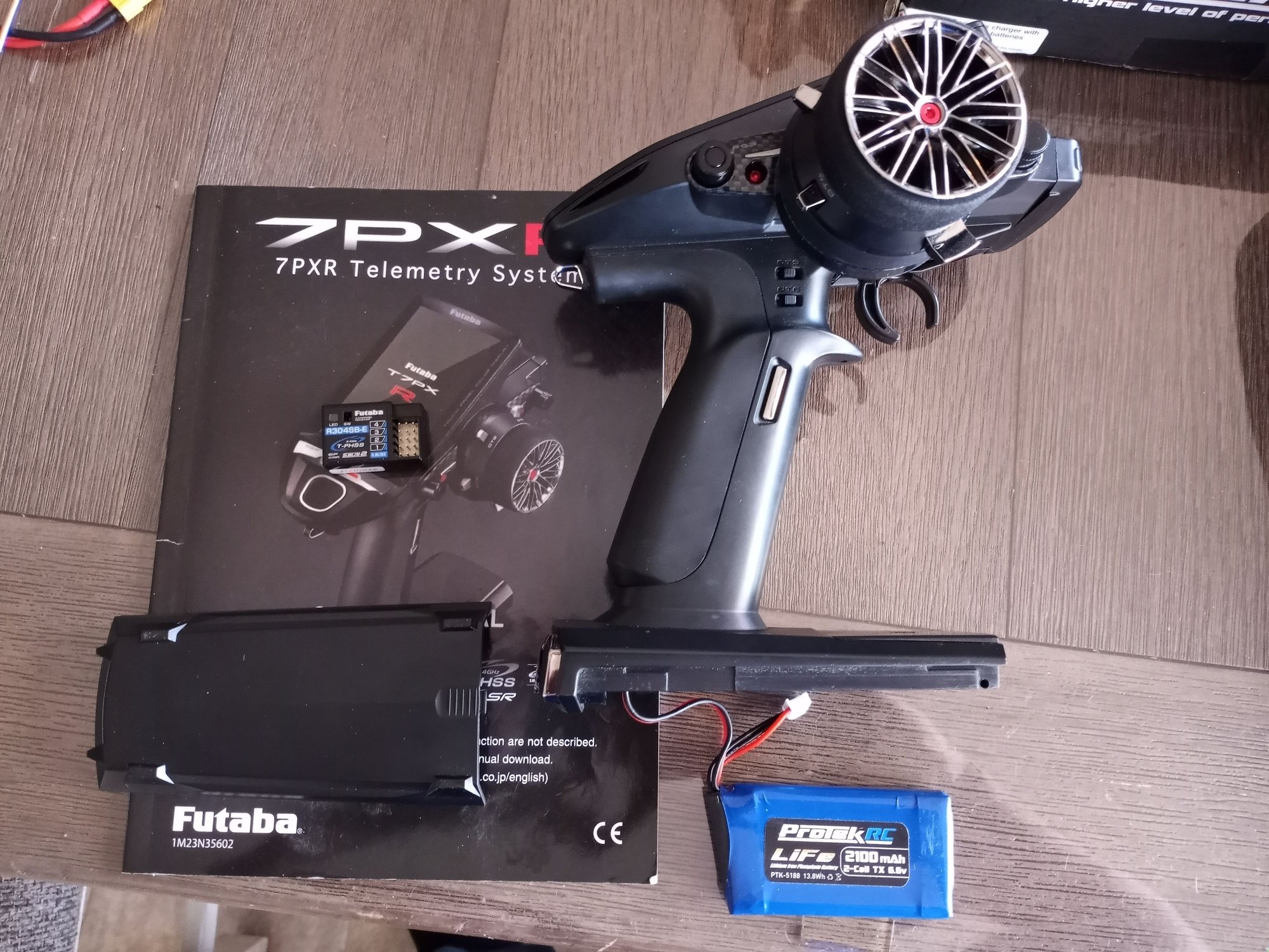 Futaba 7PXR radio, receiver, and carry case - R/C Tech Forums