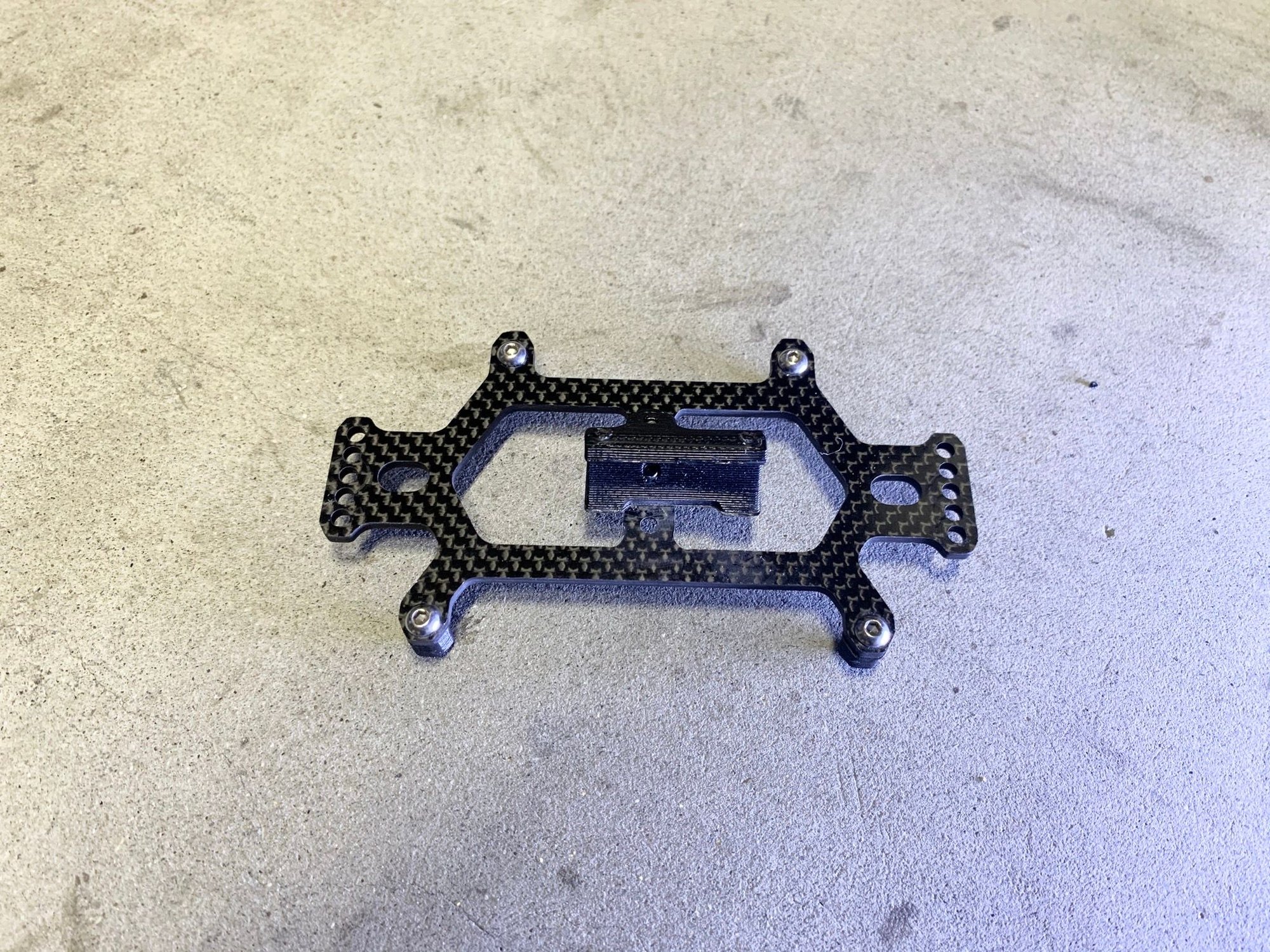 Schelle b6 carbon battery mount with fan mount - R/C Tech Forums