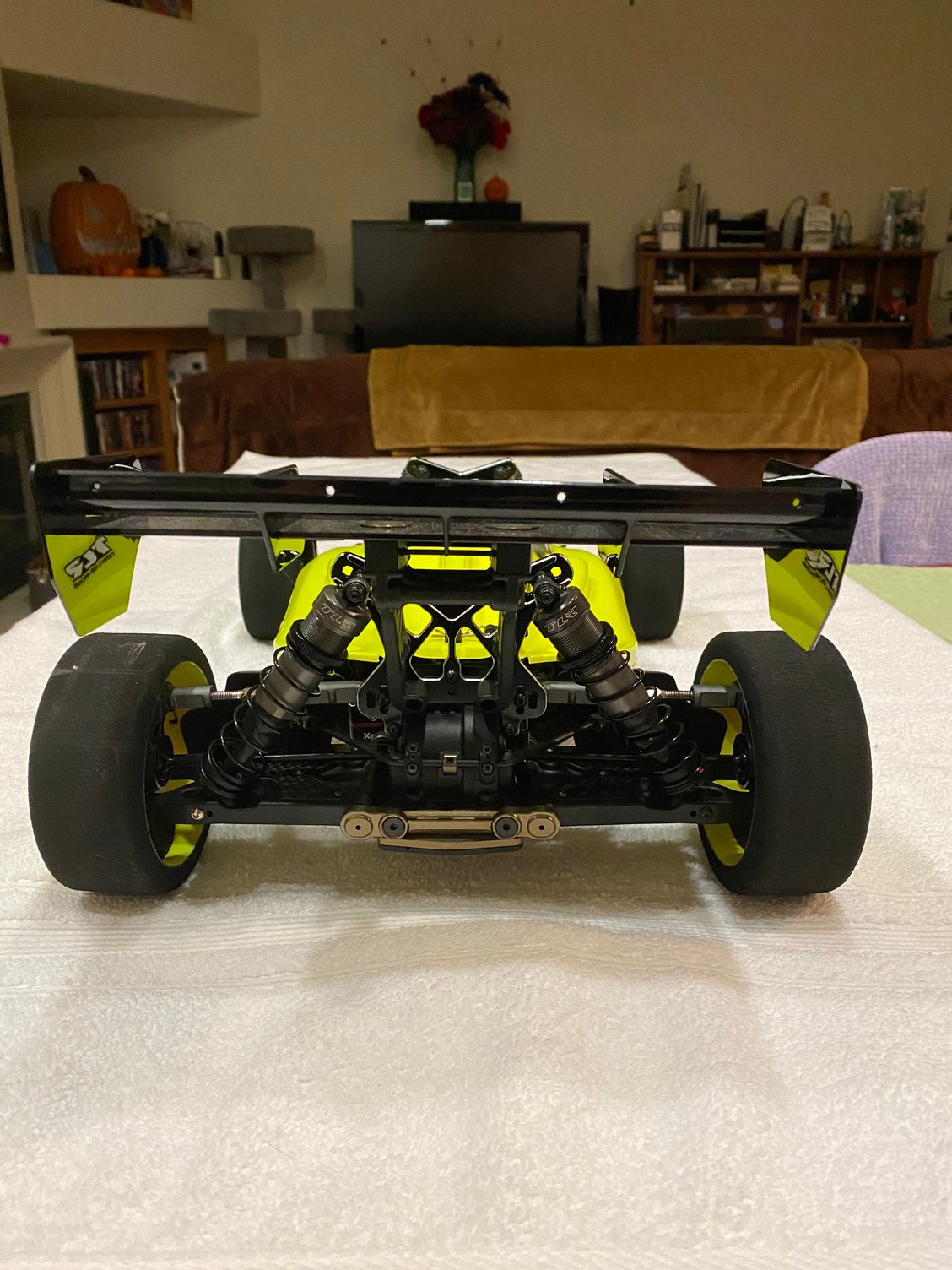 TLR 8IGHT-XE ELITE BUGGY - R/C Tech Forums