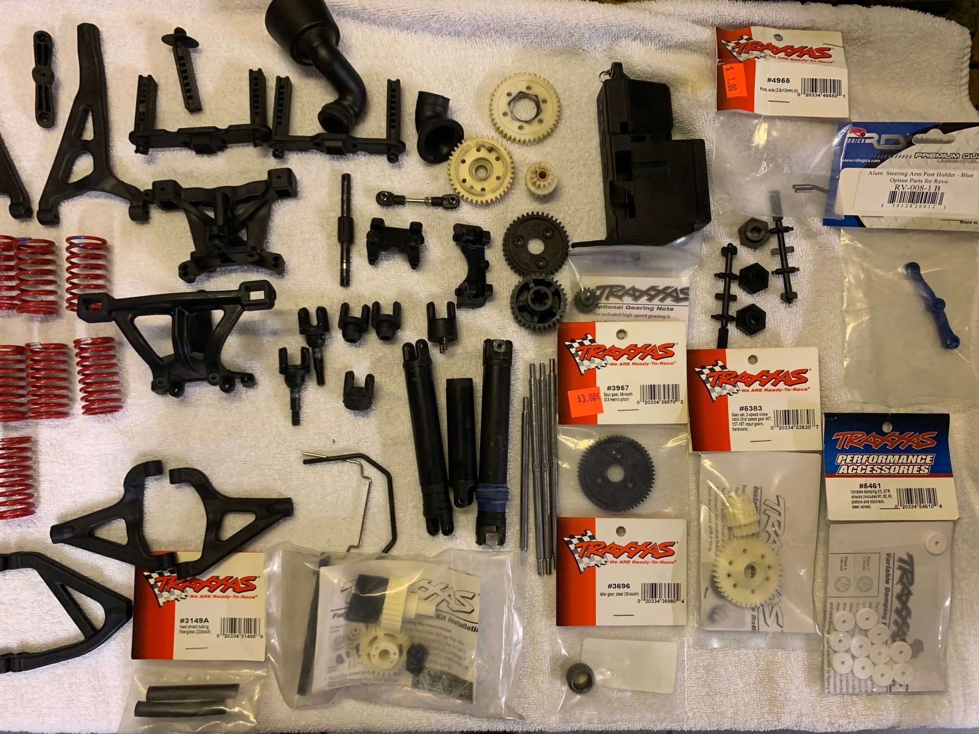 Traxxas Revo picco .26 Max with spare parts N more - R/C Tech Forums