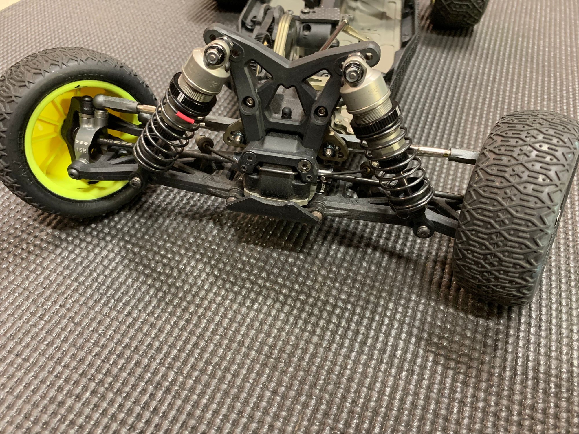 TLR 22-4 2.0 super nice - R/C Tech Forums