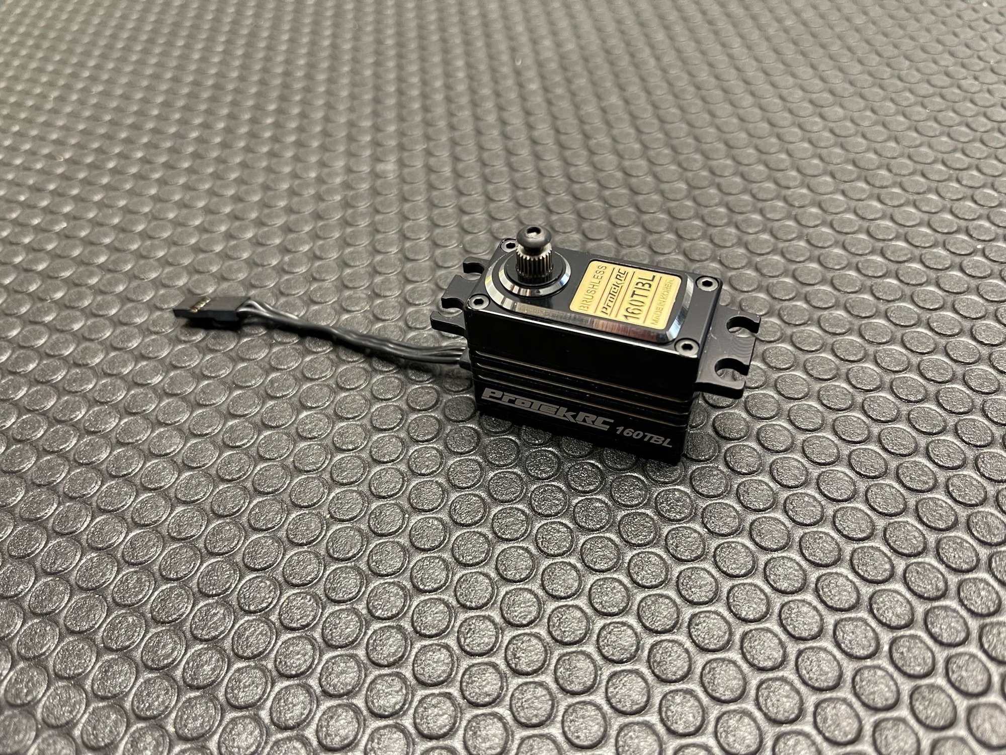 New ProTek RC 160TBL Black Label Low Profile High Torque Brushless Servo - R/C Tech Forums