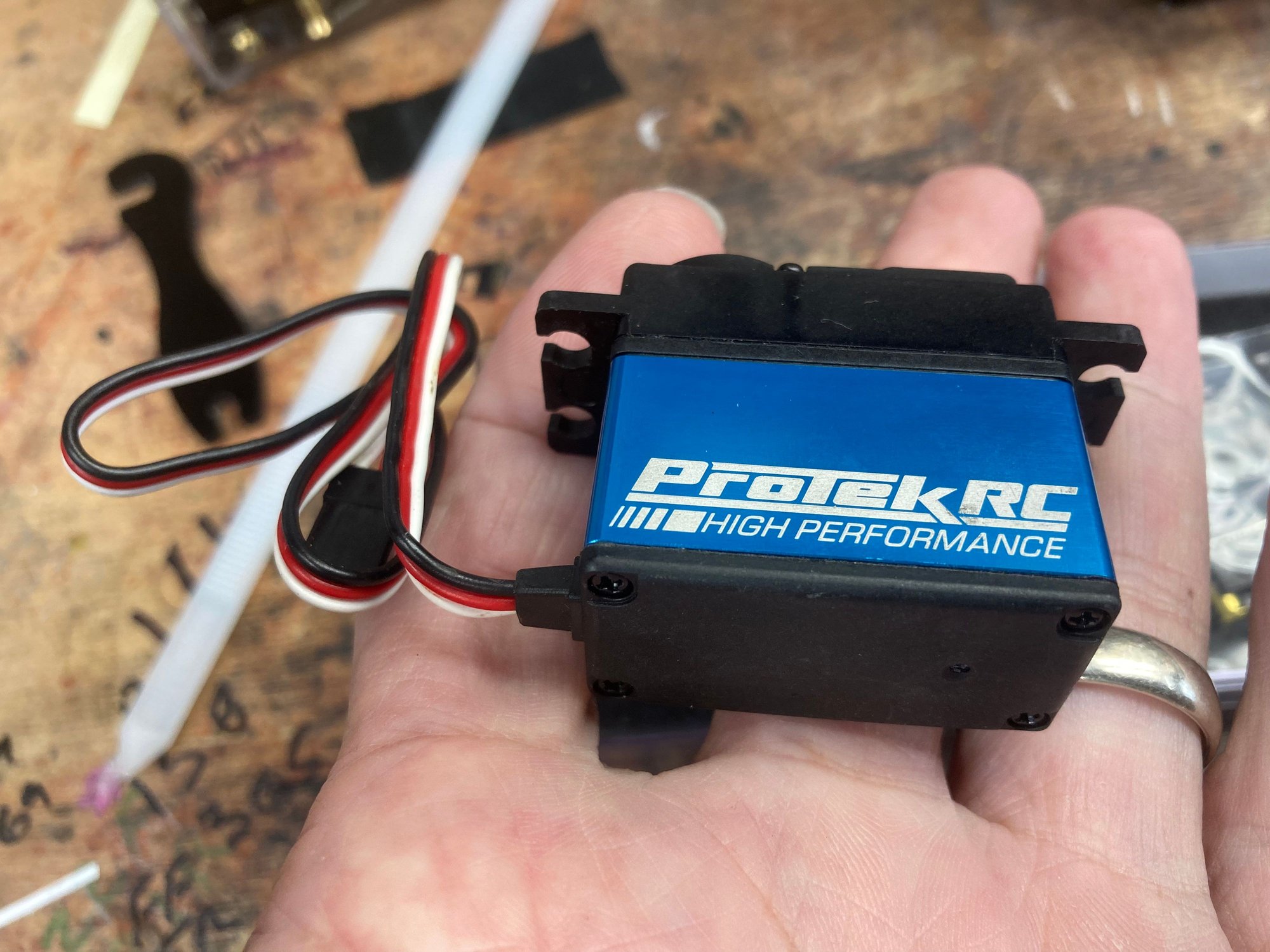 ProTek PTK-100SS Standard Digital Metal Gear Servo new? $32 shipped - R/C Tech Forums