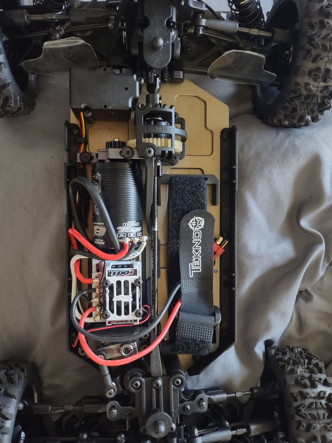 Tekno EB48 2.0 RTR buggy - R/C Tech Forums